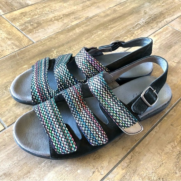 Trotters | Shoes | Flash Sale Trotters Vine 3 Strap Black Colorful ...